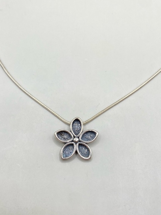 Silpada | Jewelry | Silpada Daisy Flower Necklace | Poshmark